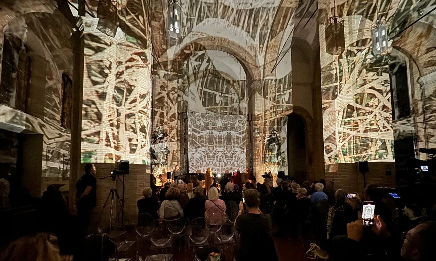 An immersive opera at the Vatican - Portal Devices